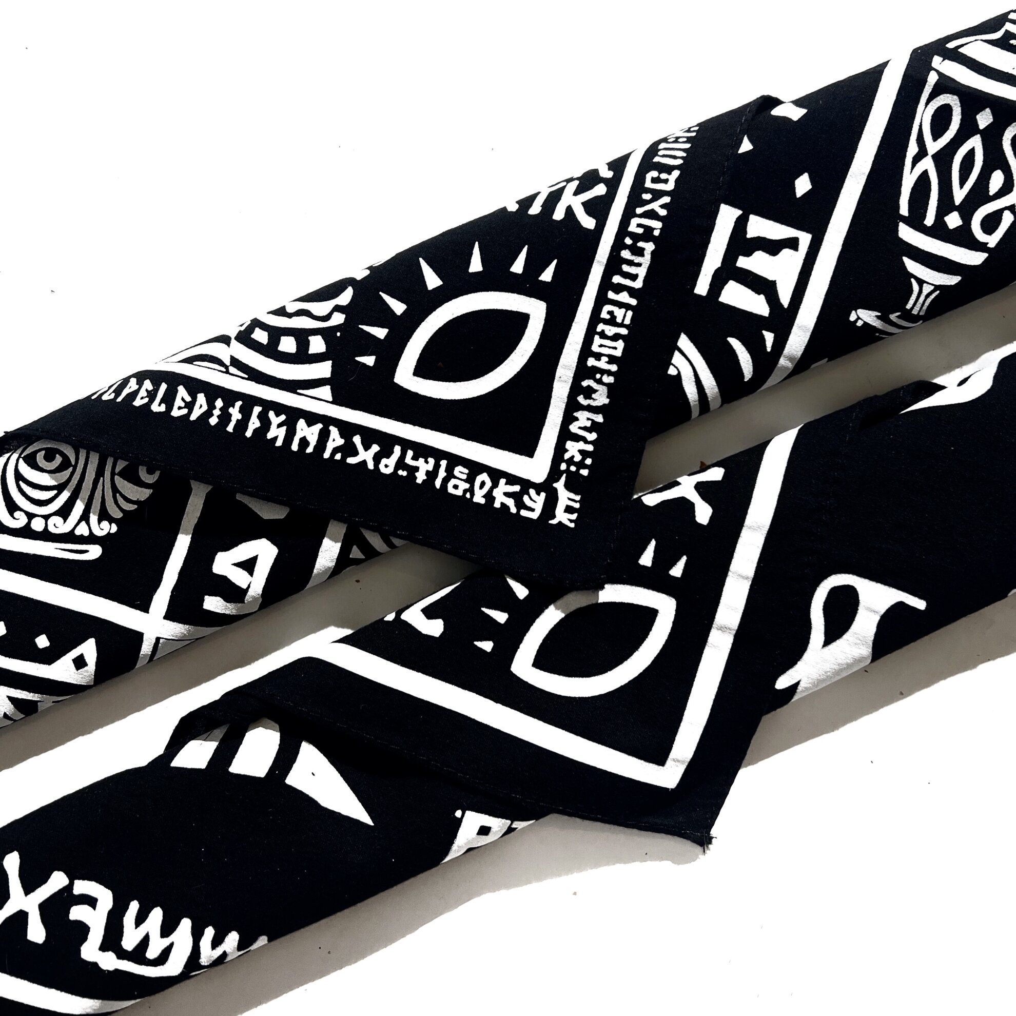 Bandana – Abrakadabra – PILPELED